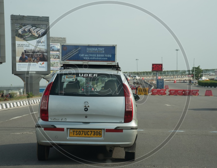 Image of Advertisement Boards on Cabs-RP030378-Picxy