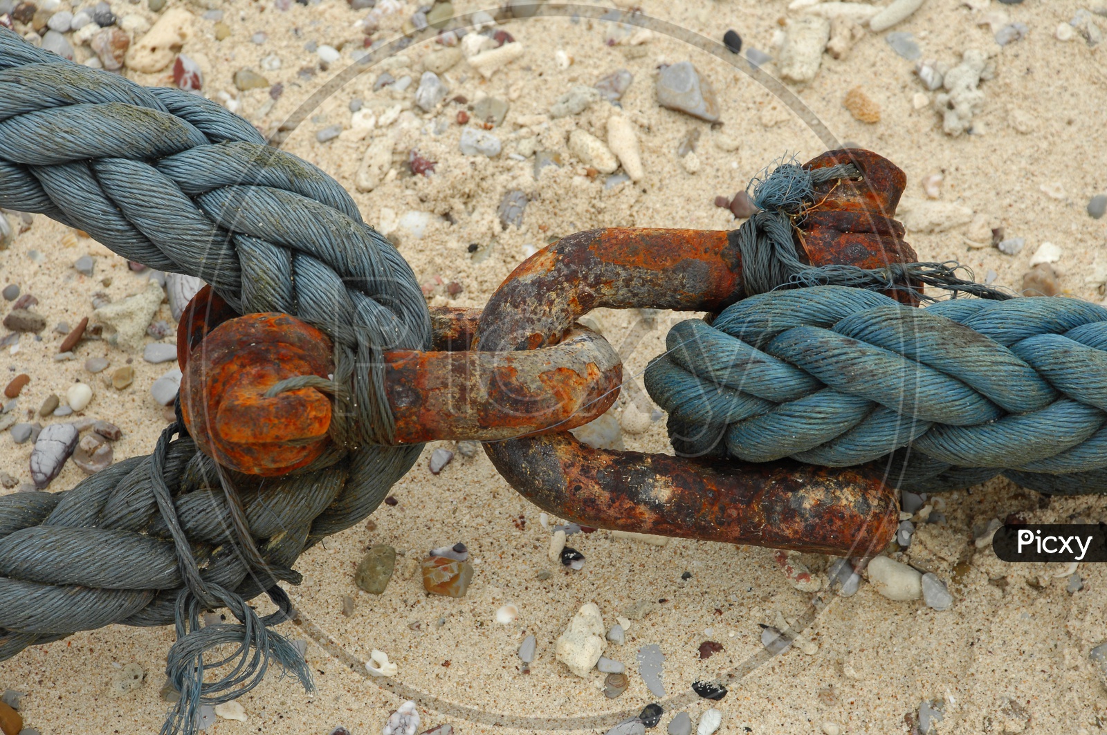 Image of a lever attached to a rope-PO271490-Picxy