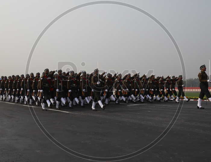 Image of Indian Army Soldiers Marching on Army Day Parade-JQ611012-Picxy