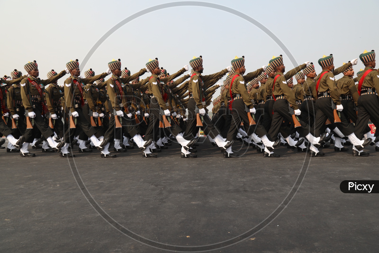 Image of Indian Army Soldiers Marching on Army Day Parade-SY939982-Picxy