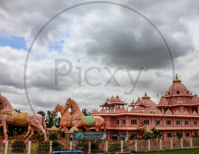 Image of ISKCON Temple Anantapur-ND716679-Picxy