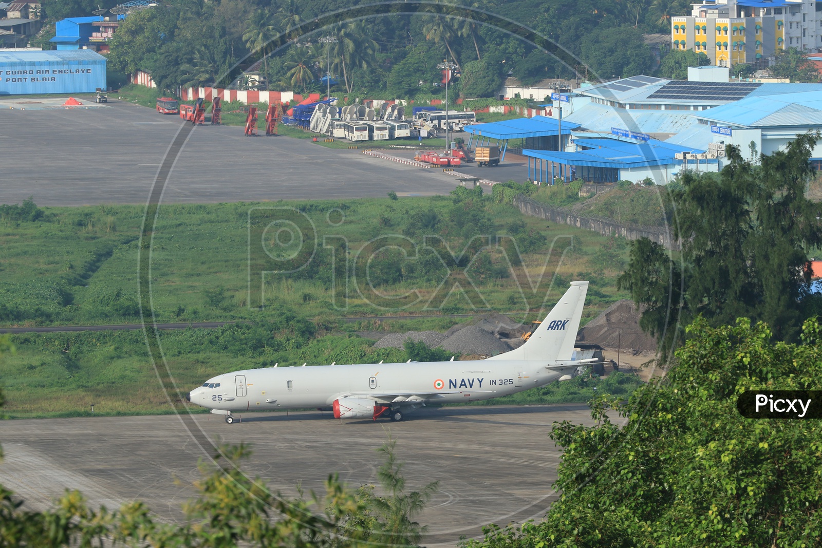 Image of Indian Navy Long Range Maritime Patrol Aircraft Boeing P8i at ...