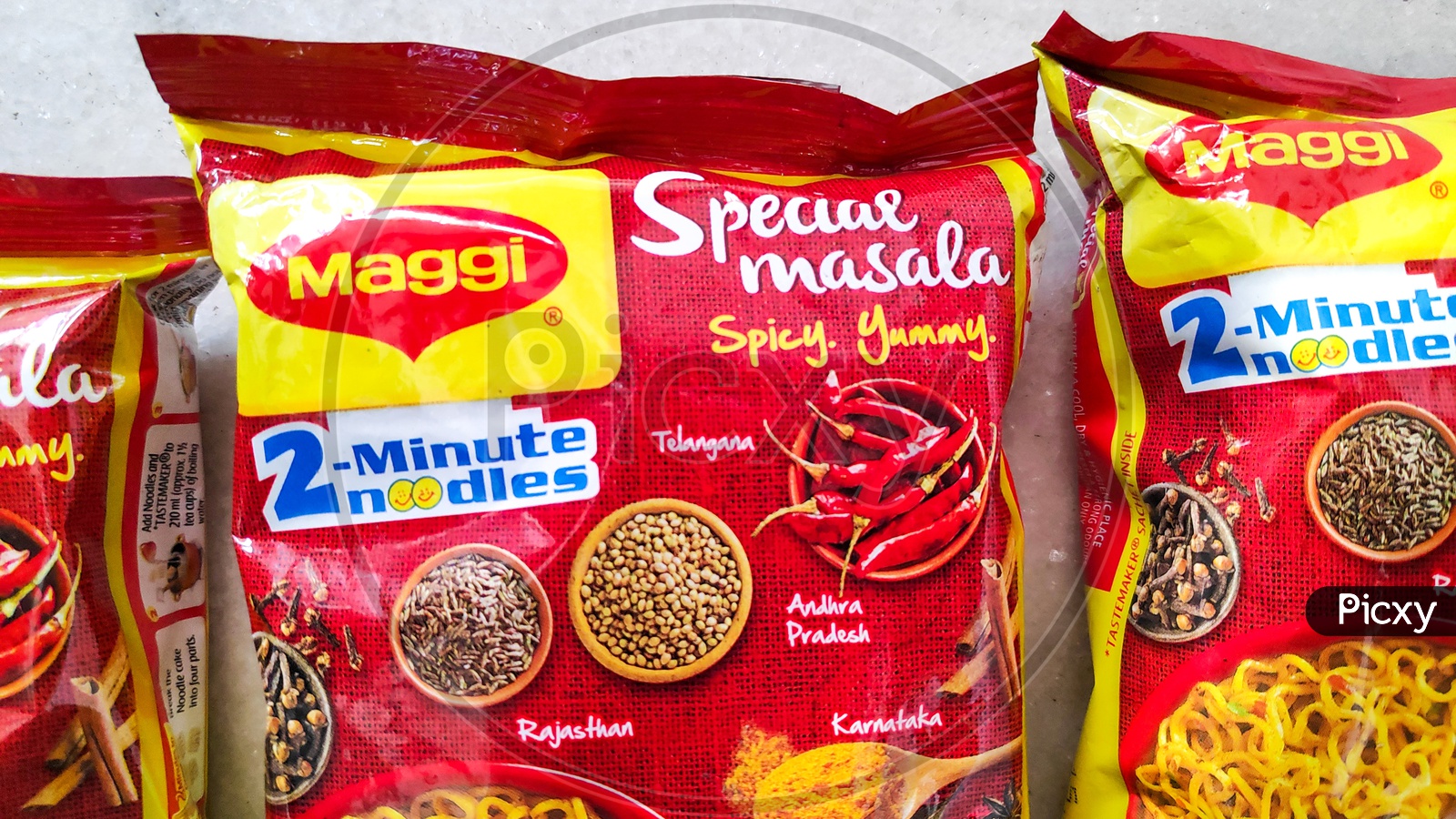 Image of Nestle Maggi 2 minute instant noodles packets-TR594500-Picxy