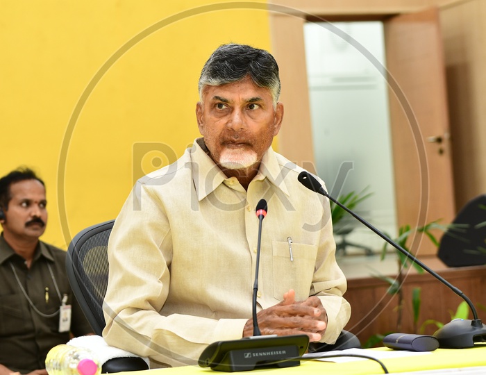 Image of Former AP Chief Minister Chandra Babu Naidu during a press conference-JU916630-Picxy