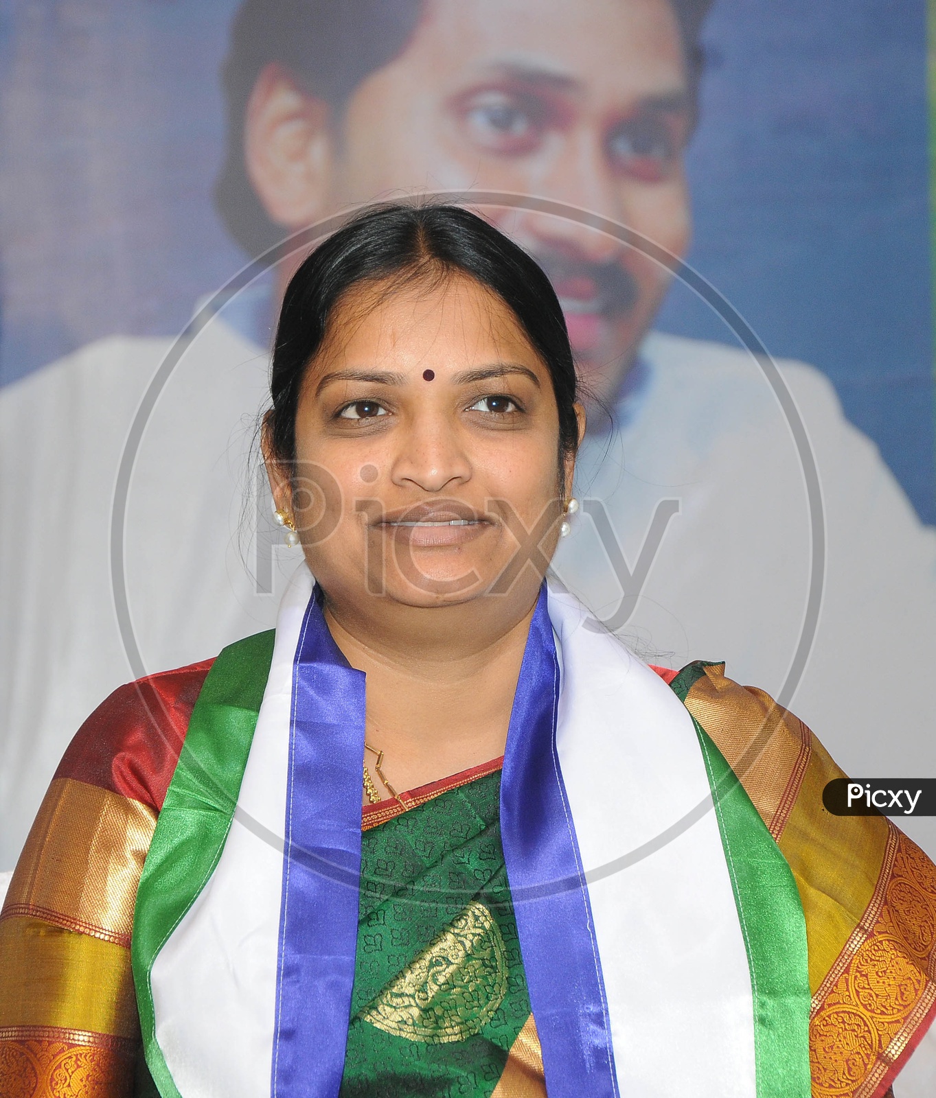 Sri Charan's Instagram, Twitter & Facebook on IDCrawl