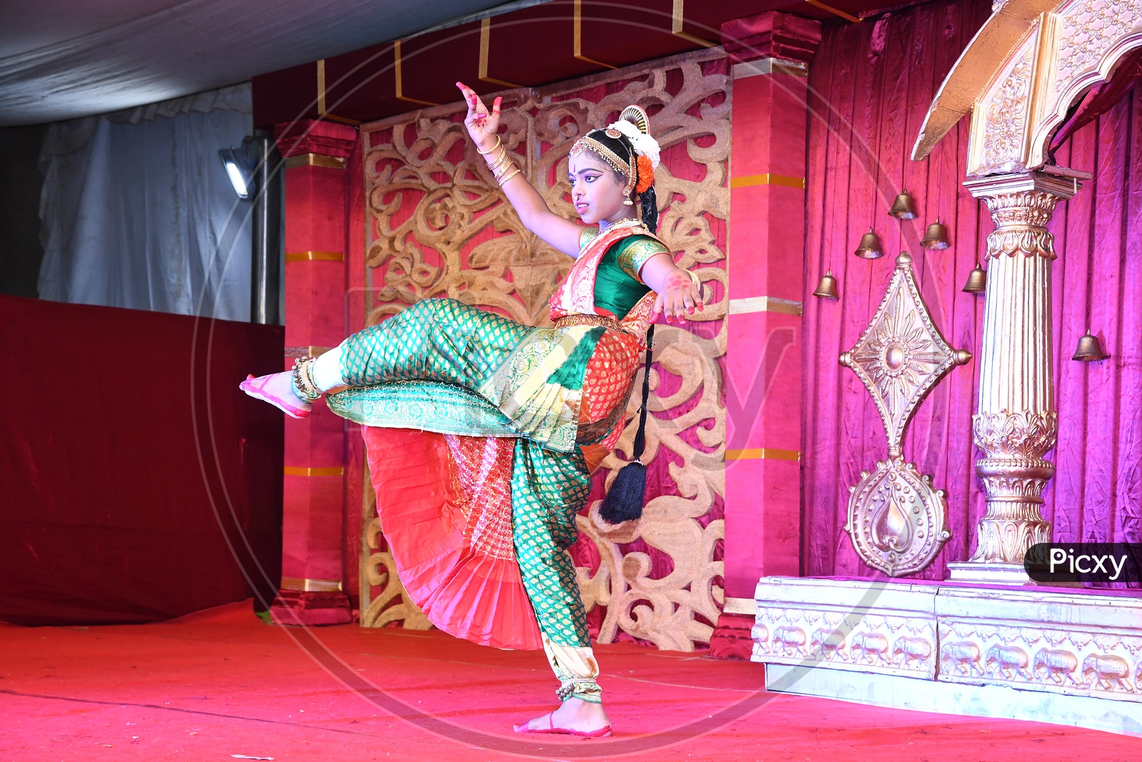 Image of Traditional Bharathanatyam Dancer Dancing On Stage With ...