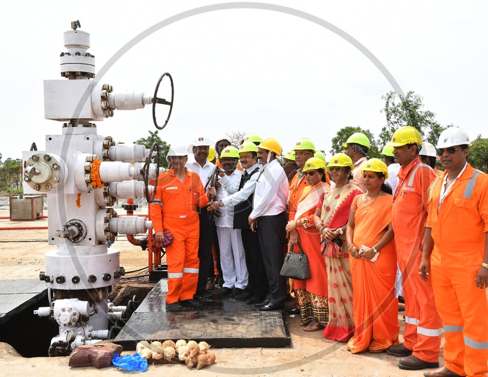 Image of Oil Release unit at ONGC Nagayalanka-IA502587-Picxy