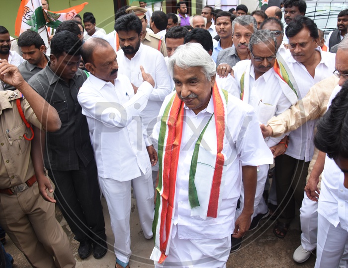 Image of Oommen Chandy Former Chief Minister of Kerala-OP201333-Picxy