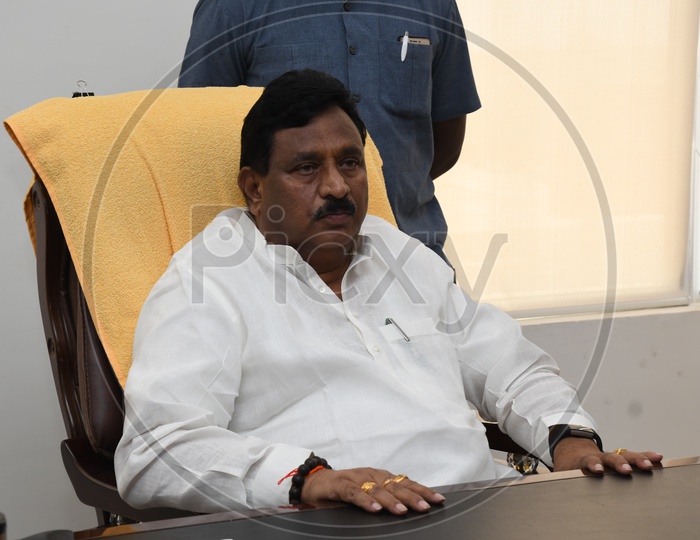 Image of Former AP Home Minister Nimmakayala Chinarajappa-XL285104-Picxy