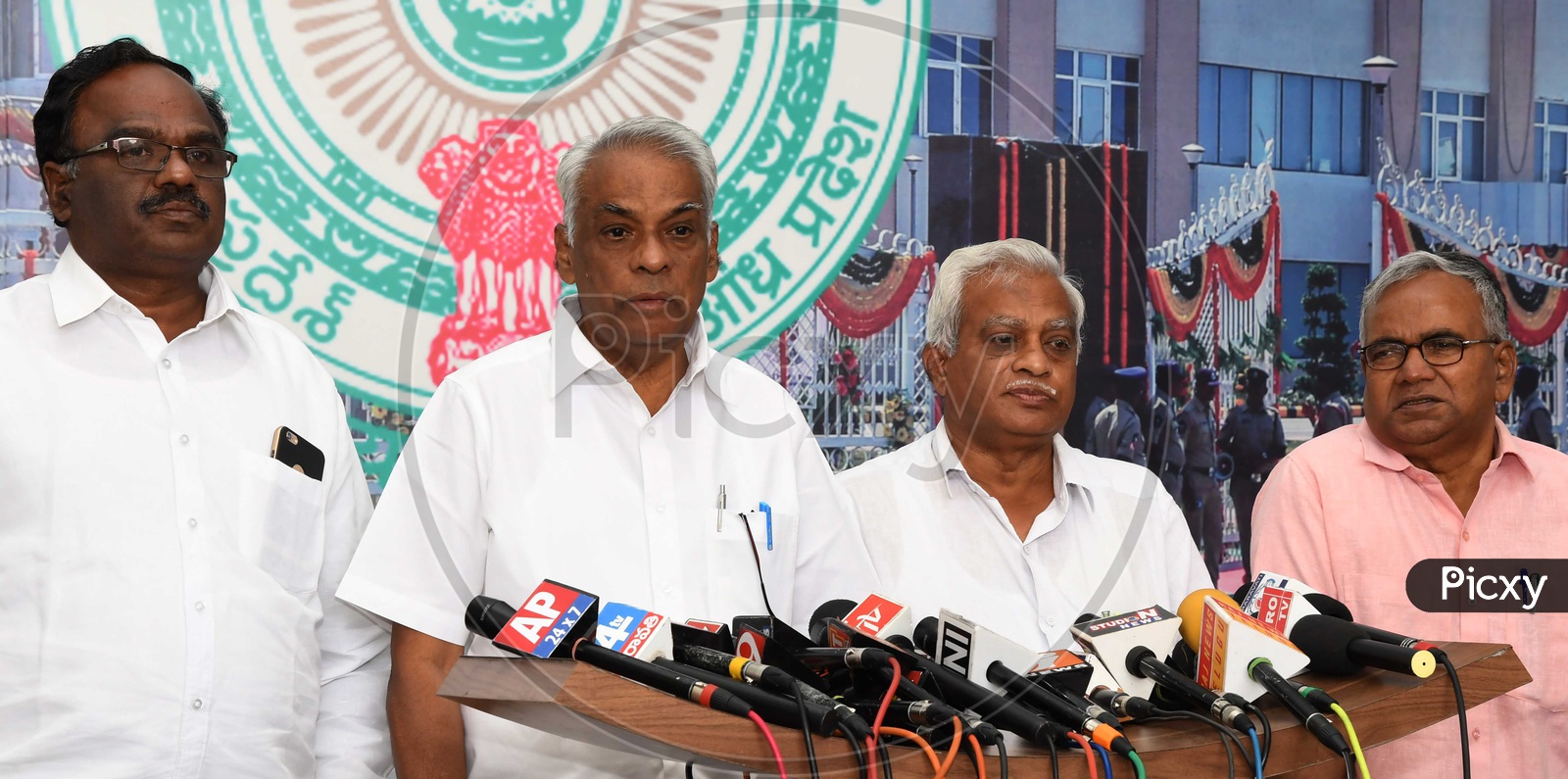 Image of MLC's at Media Point in AP Assembly-KS285079-Picxy