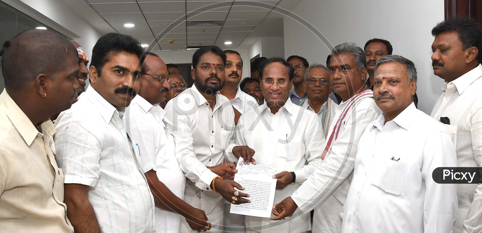 Image of Former AP Speaker Kodela Siva Prasada Rao with Archaka ...