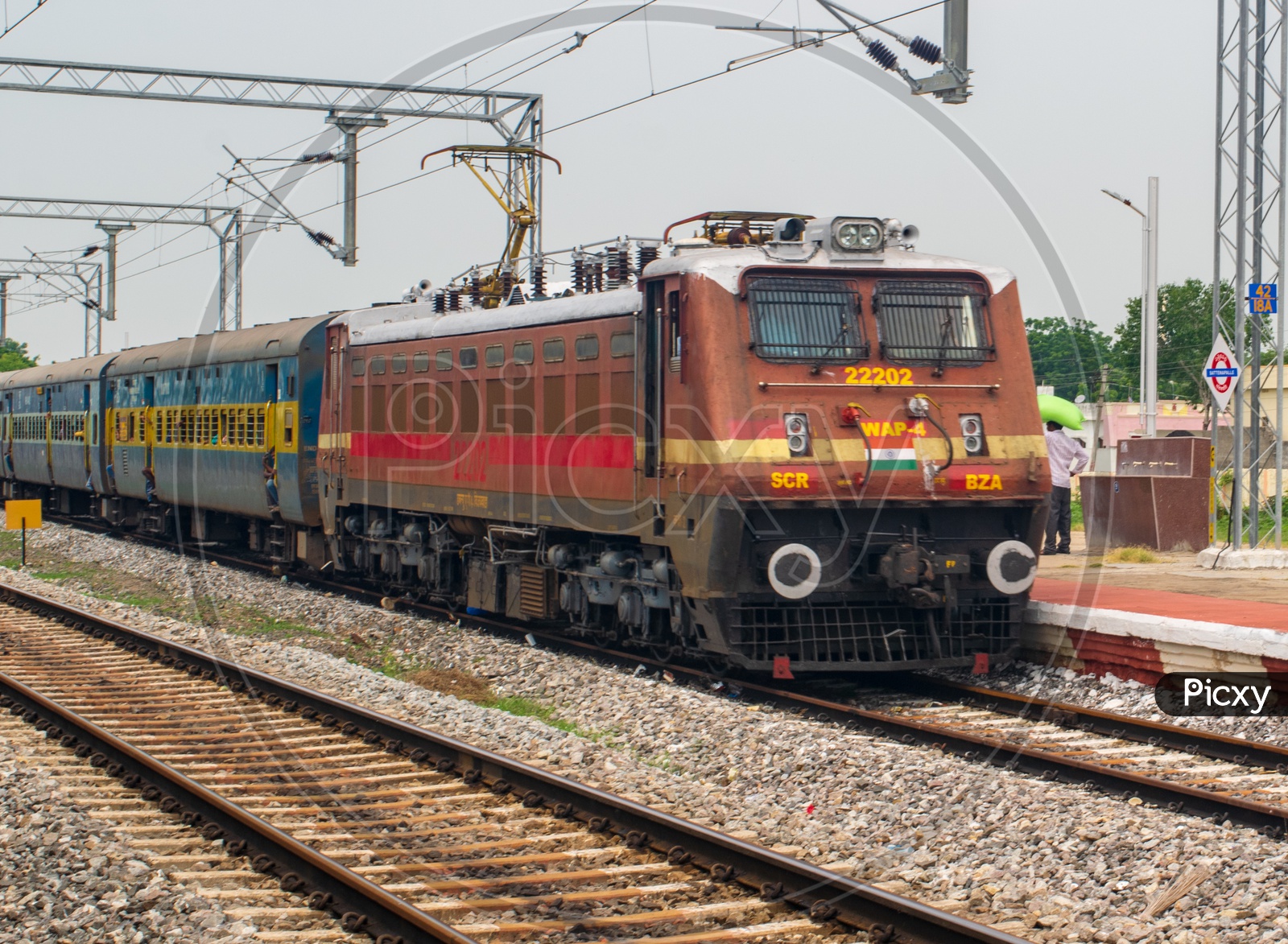 Image of Janmabhoomi SuperFast Express-GB929879-Picxy