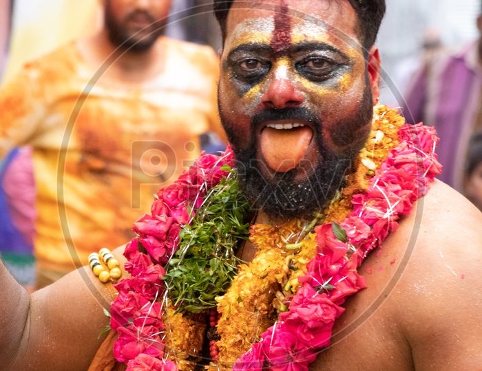 Image of Pothuraju Surrounded By Crowd During Bonalu Festival ...