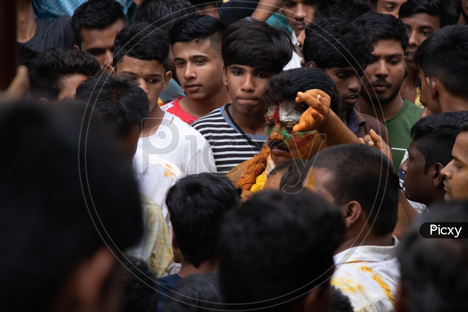 Image of Pothuraju Surrounded By Crowd During Bonalu Festival ...
