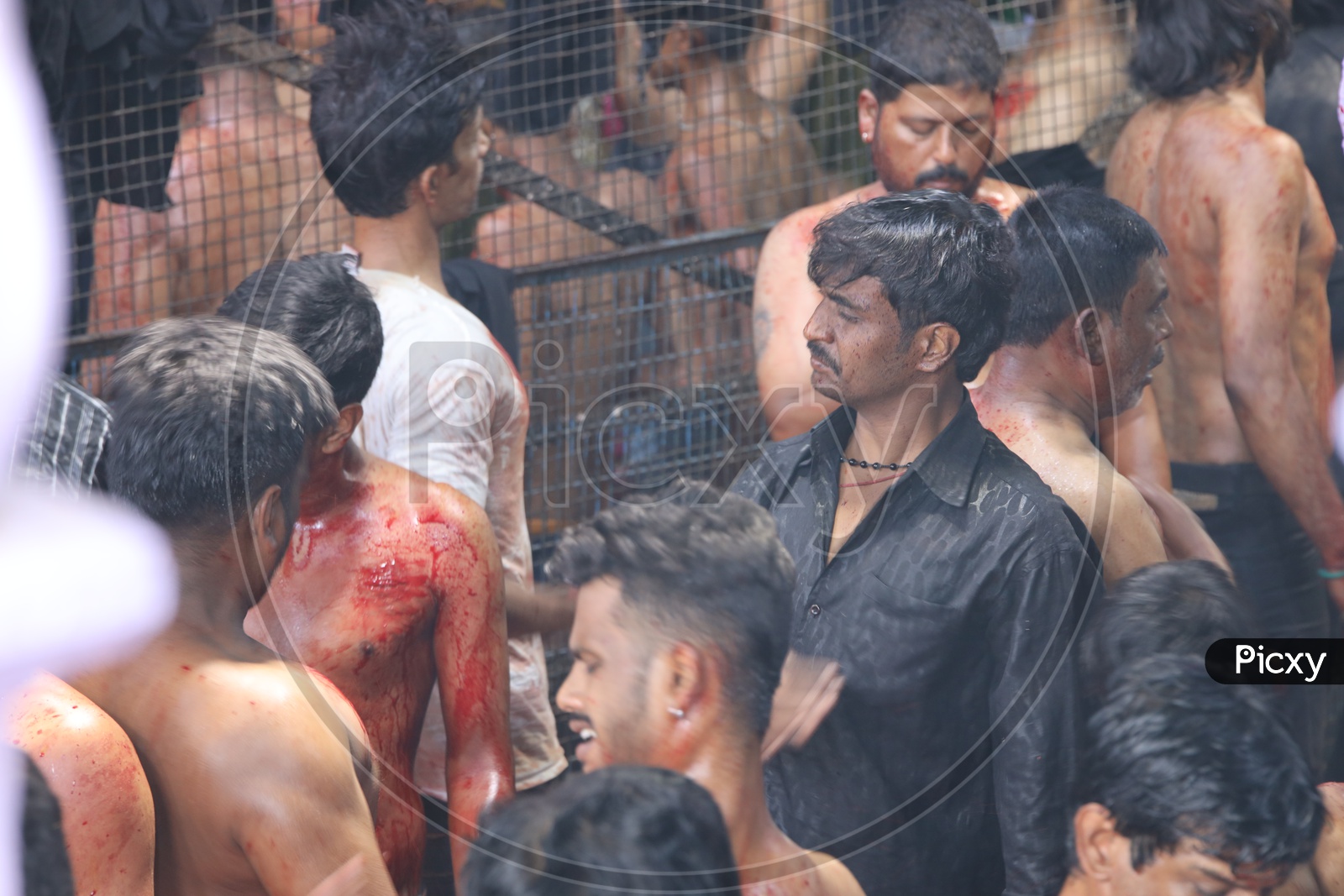 Image of Muharram Mourning By Muslim Devotees At Bibi Ka Alawa By ...