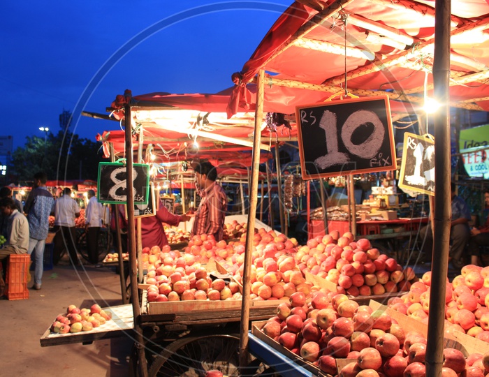 Image of Apple Vendor Stalls Around Charminar With Price Boards ...