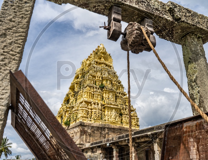 Image of Ancient Hoysala Architecture Of Belur Chennakeshava Temple ...