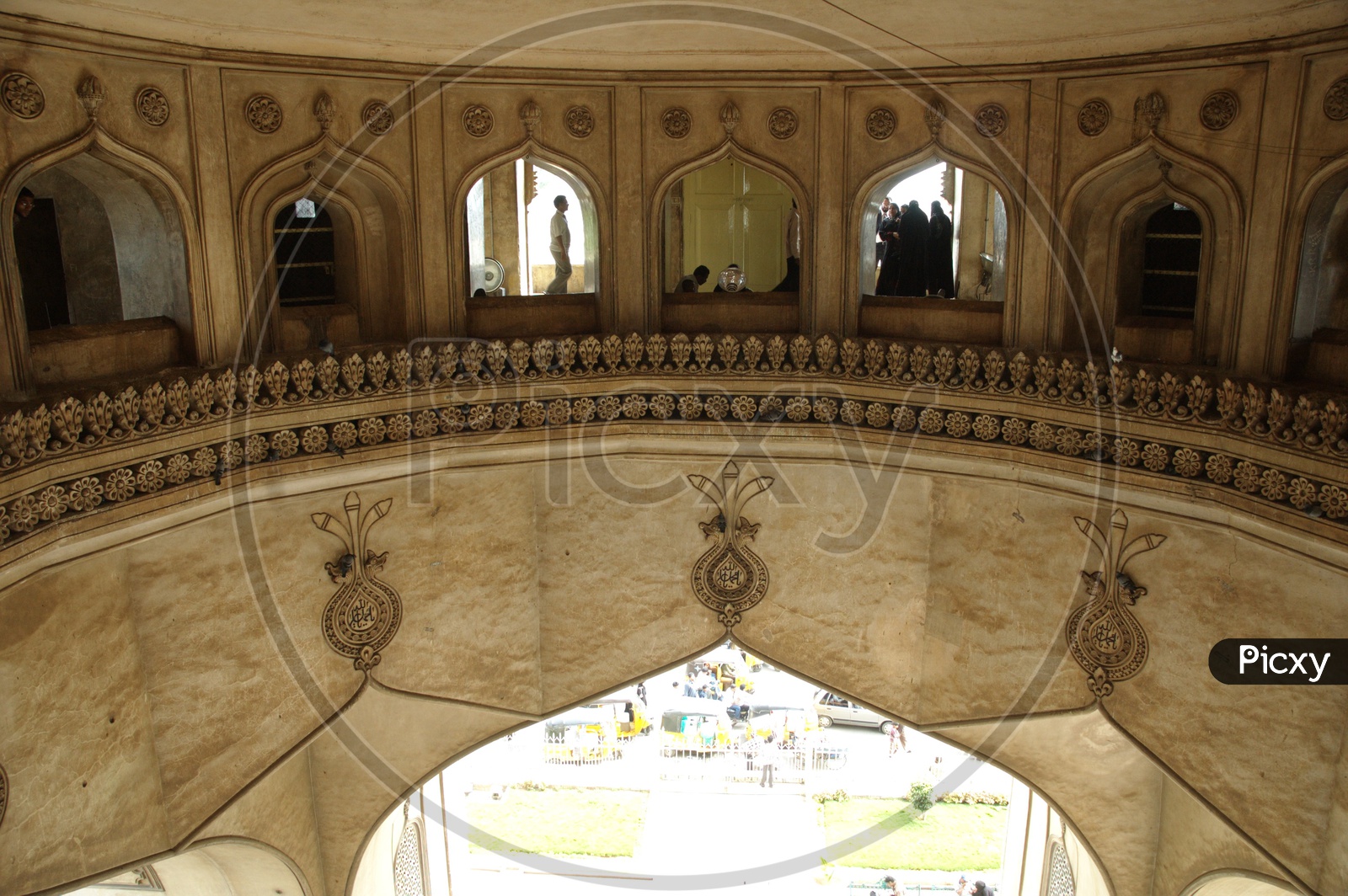 Image of inside charminar-LM365872-Picxy