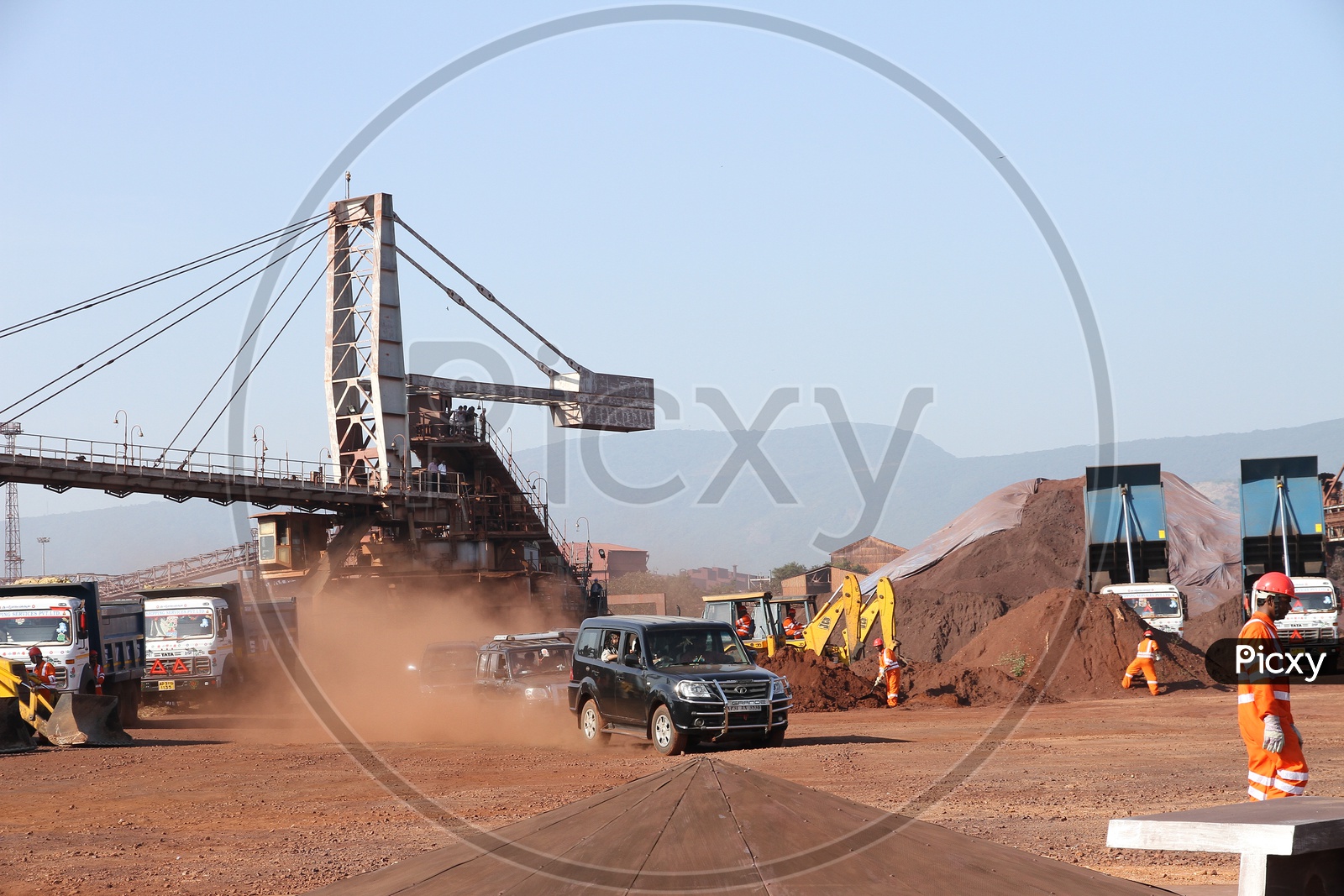 Image of Car Blast Scene In a Movie-HJ166536-Picxy