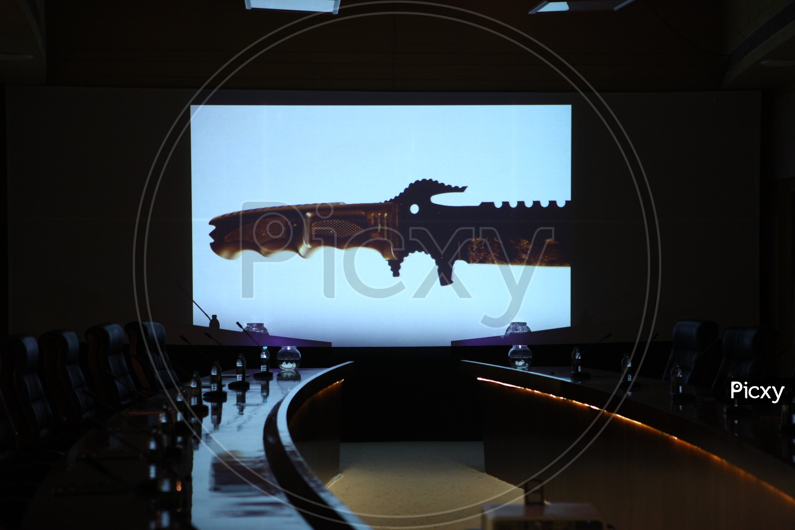 Image of Projector display in a conference hall-RF648170-Picxy