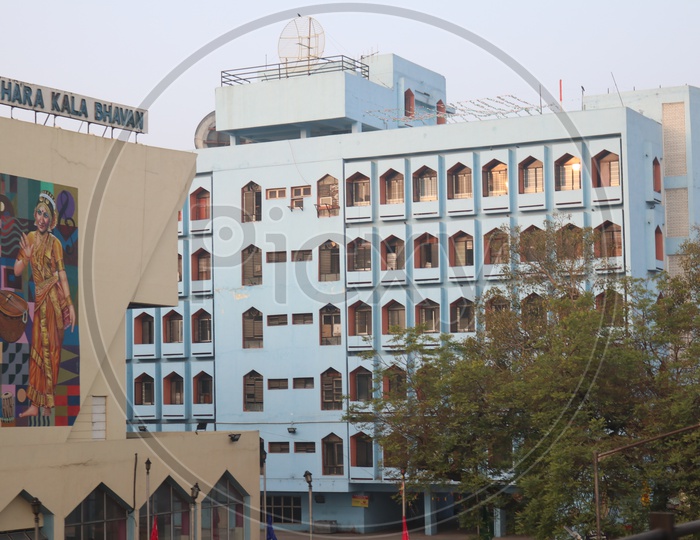 Image of Hari Hara Kala Bhavan-KP286758-Picxy