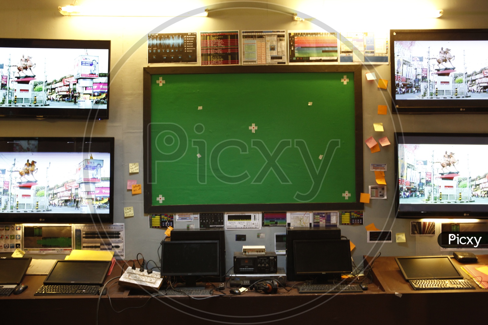 Image of Control room of a CCTV footage with notice board-RO531496-Picxy