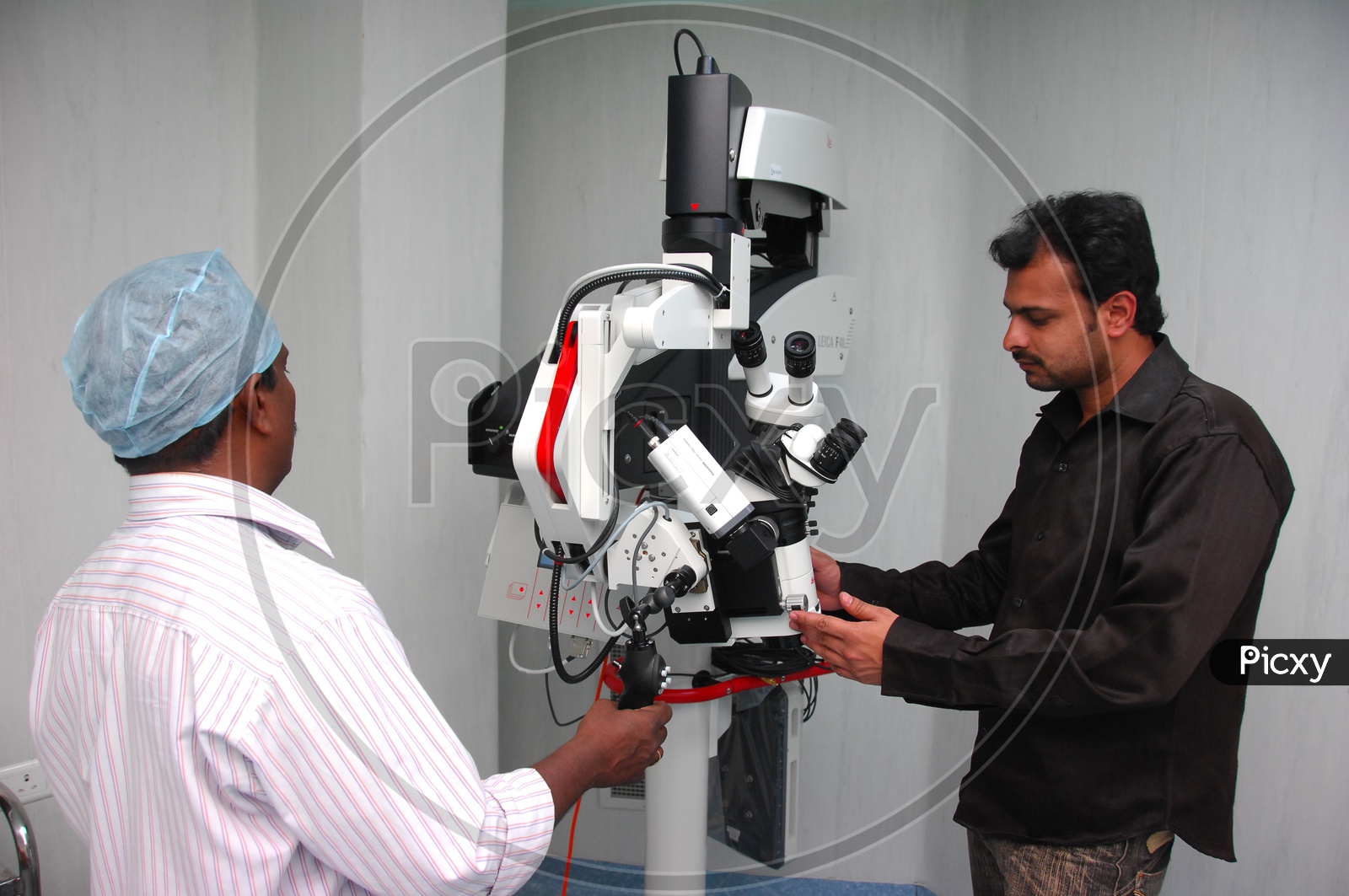 Image of Doctor Working with Medical Lab Manipulator-QC150163-Picxy
