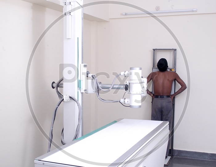 Image of X-ray Lab With a Patient-JP405005-Picxy