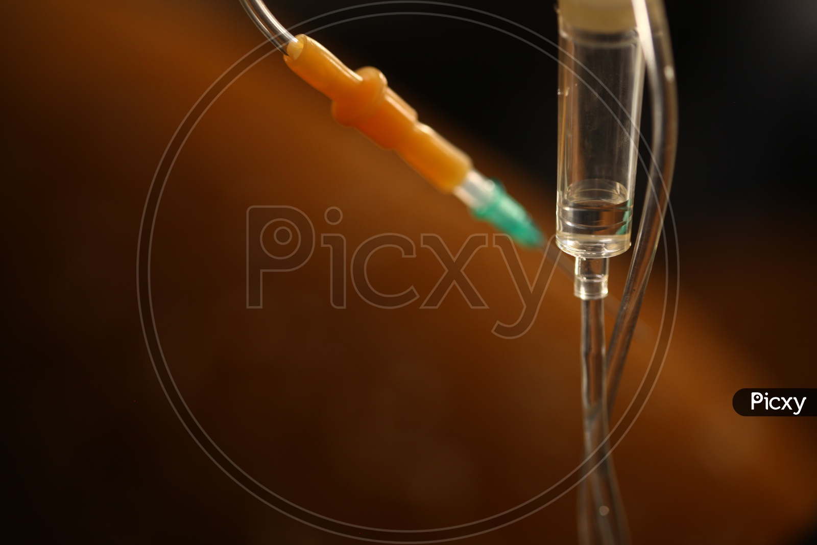 Image of Hospital Syringe Needle And Luminous Saline Tubes-OY589480-Picxy