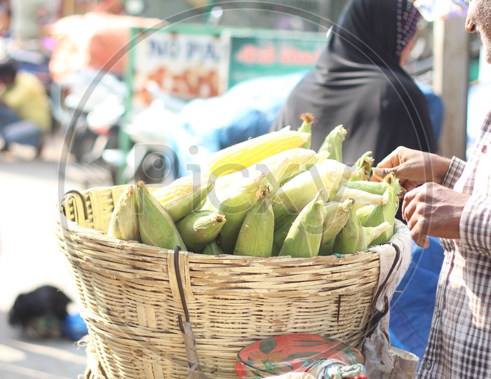 Image of Sweet corn vendor-SL978925-Picxy
