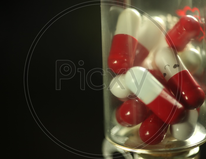 Image of Close up shot of Medicines - Capsules in a bottle-UD170138-Picxy