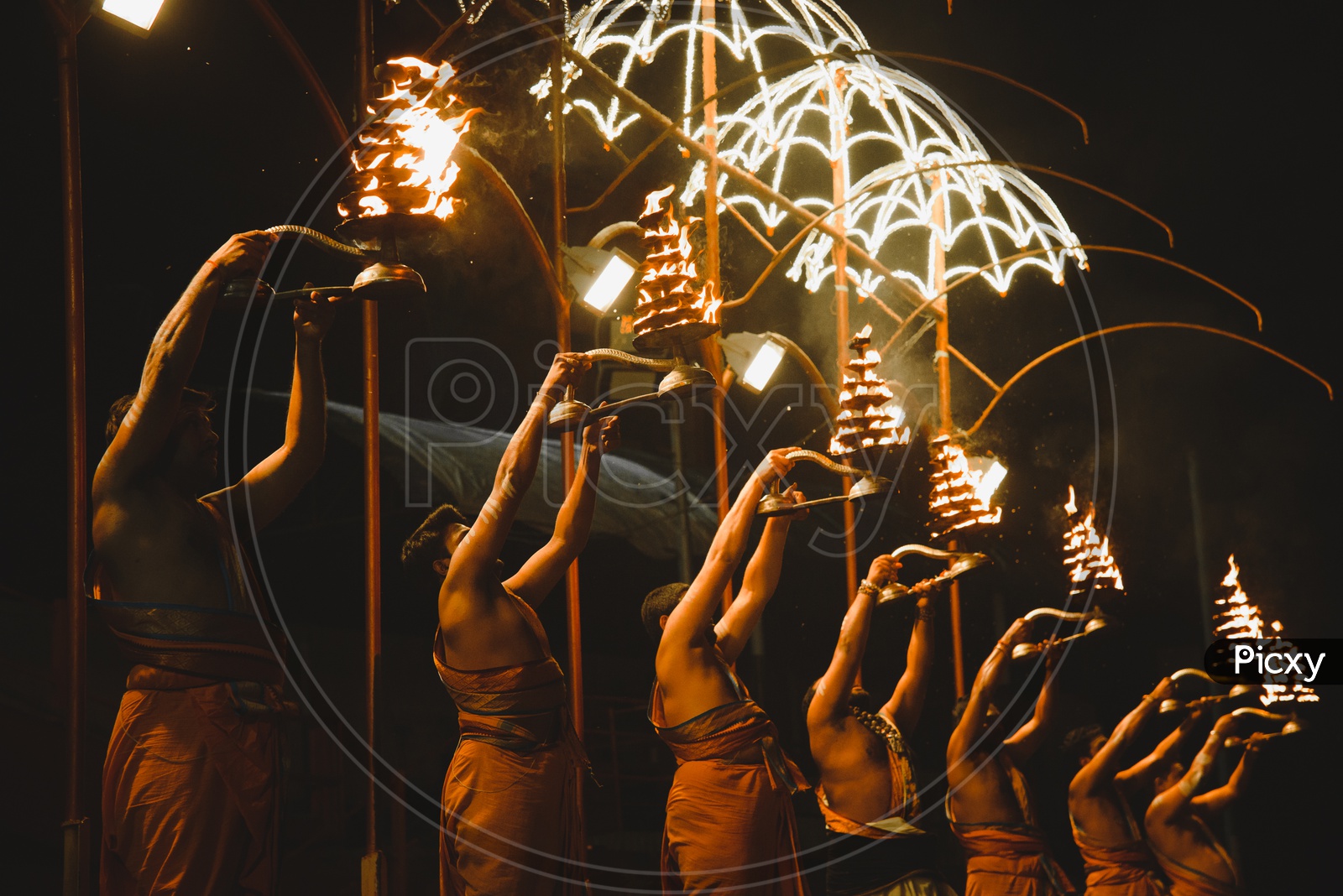 Image of Spiritual Godavari Harathi-XT589092-Picxy