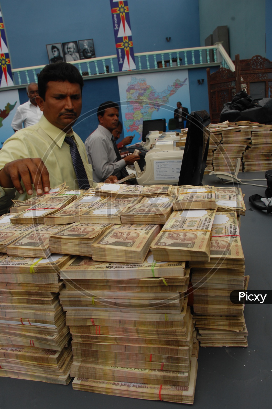 Image of Indian Old Currency Bundles In a Office Work Space-XT358851-Picxy