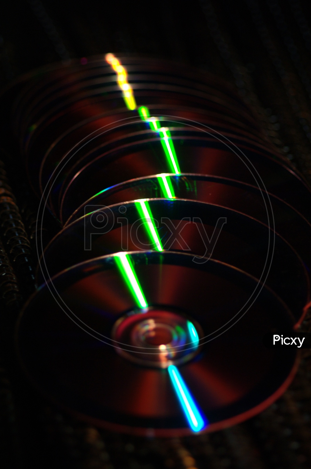 Image of Digital optical disc (DVD) or Compact disc (CD)-TS294278-Picxy