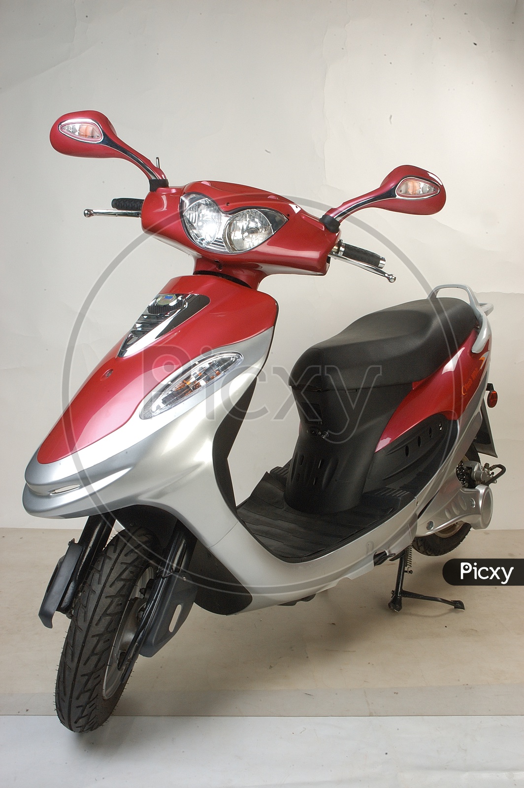 Image of Scooty Pep Bike-SA061748-Picxy