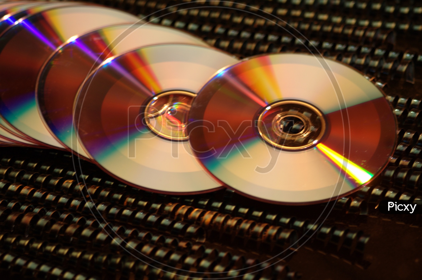 Image of Digital optical disc (DVD) or Compact disc (CD)-FM592351-Picxy