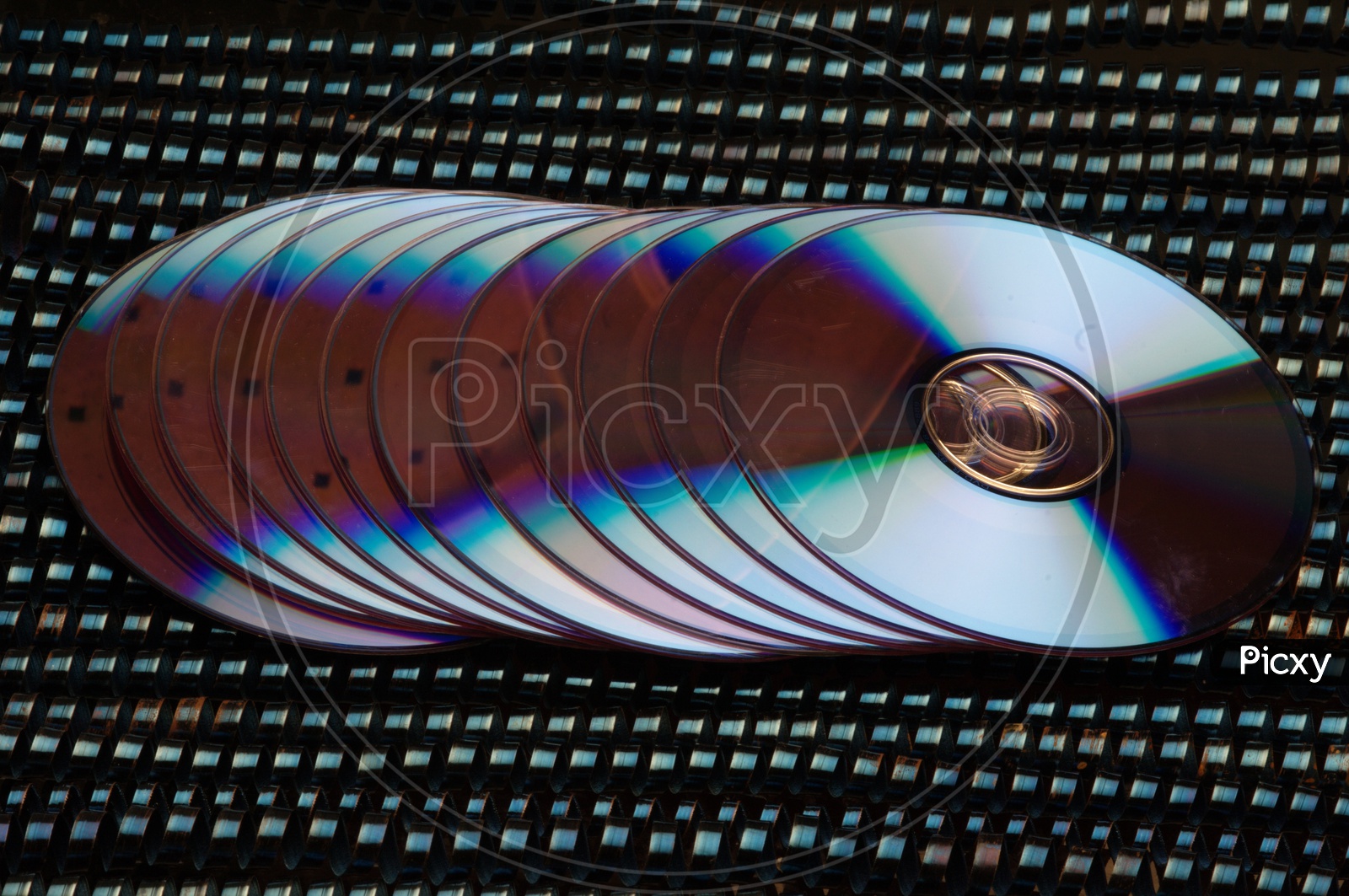 Image of Digital optical disc (DVD) or Compact disc (CD)-AE423200-Picxy