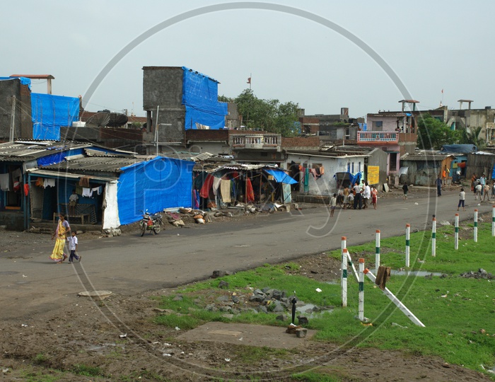 Image of Lively Hood Of People In Slum area In Huts-IX091204-Picxy