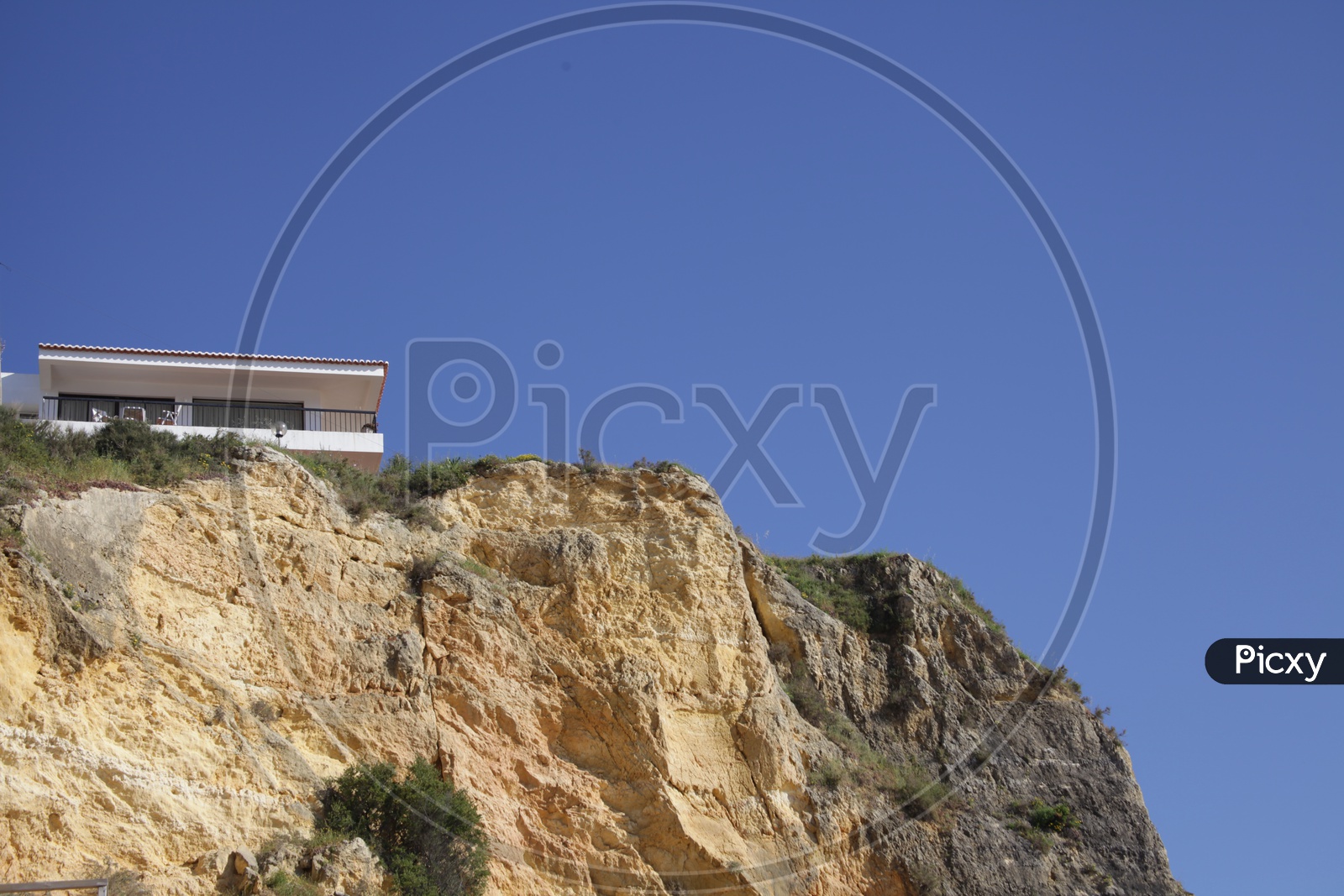 Image of Building on top of a cliff-TJ187033-Picxy