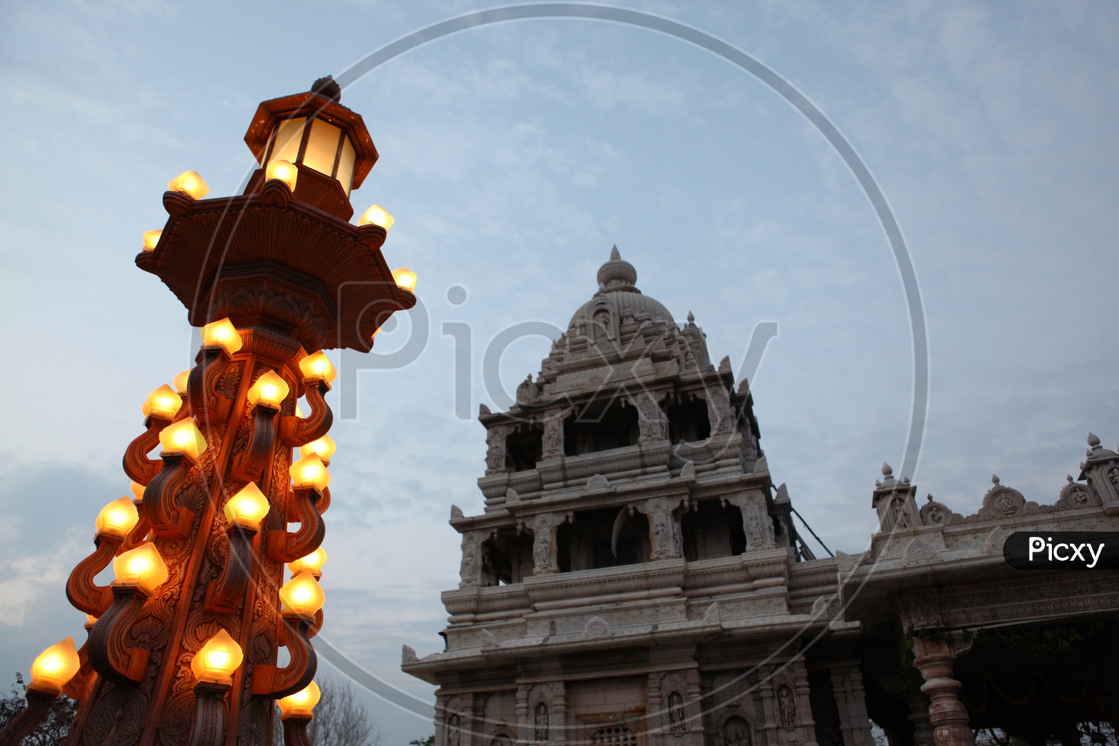 Image of A Lamp Post at a Indian Hindu Temple-OR258011-Picxy