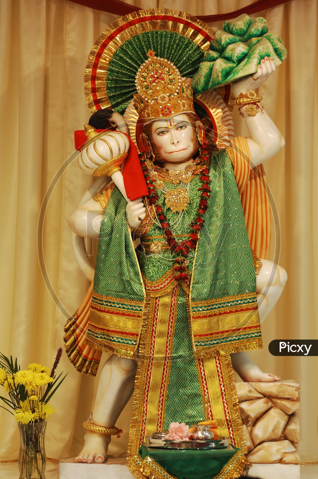 Image of Decorated Hindu God Lord Anjaneya Statue-MR086602-Picxy