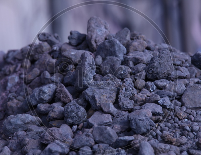 Image of Raw iron ore stones-MD256036-Picxy