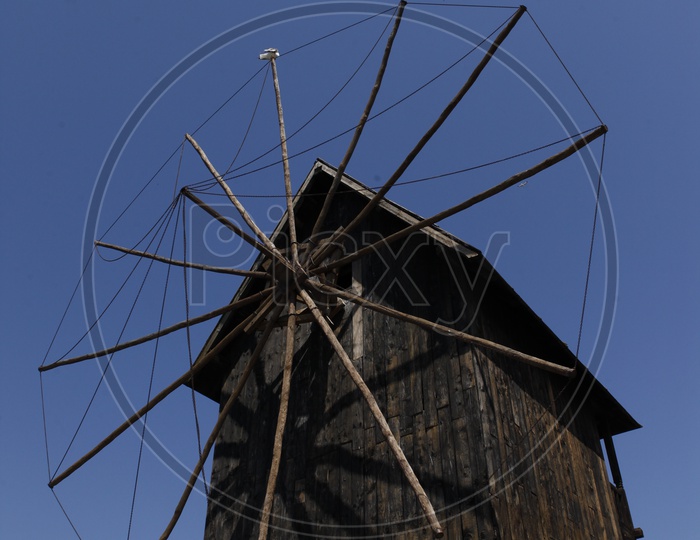 Image of Antique Or Old Windmills-WL118969-Picxy