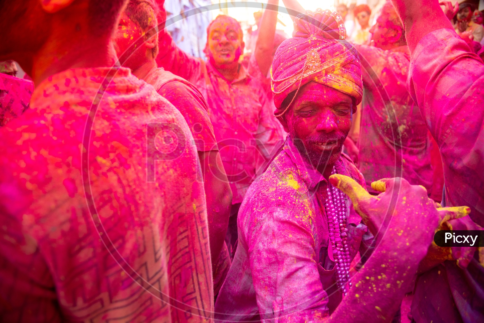 Image of Marwari or Marwadi women celebrate Holi in Hyderabad on 21st ...