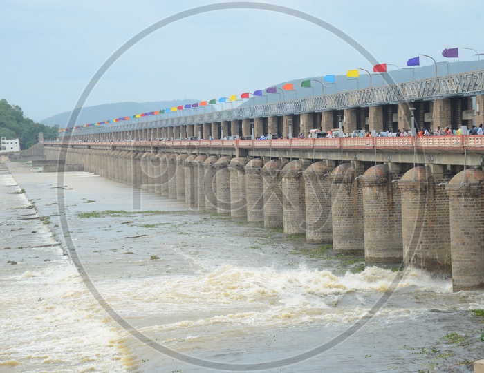 Image of Long view of Praksam barrage over the river Krishna-OB349765-Picxy