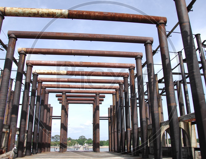 Image of Iron Bars As Pillars In Reservoir Construction-CX907939-Picxy
