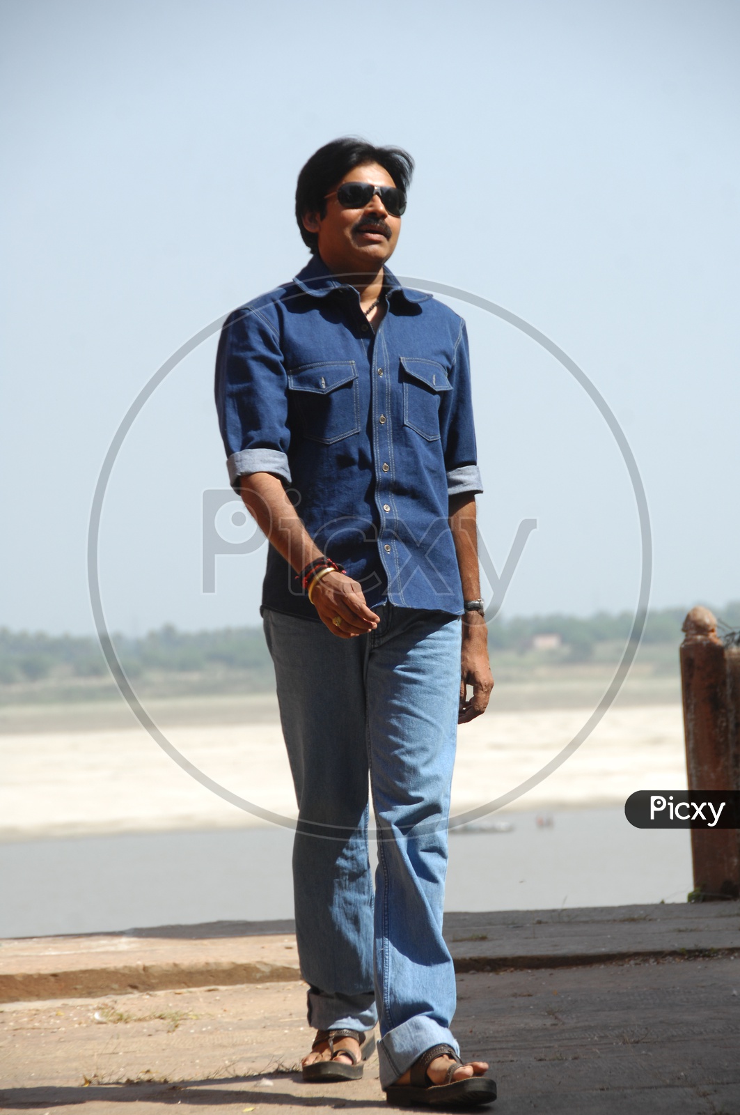 Image of Tollywood actor Pawan Kalyan-GN635342-Picxy