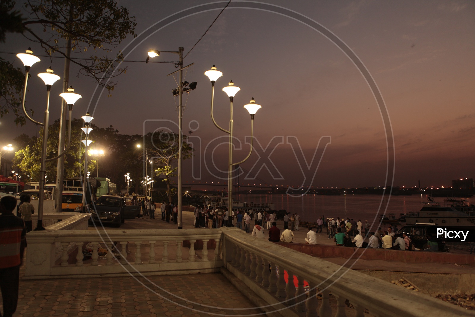 Image of People at Babughat during sunset-EP435465-Picxy