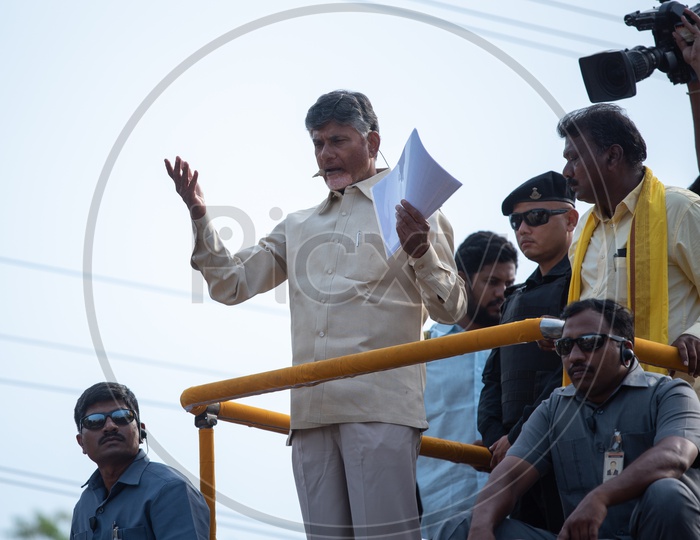 Image of Nara Chandrababu Naidu , Speaking In a Election Campaign Rally-GA273300-Picxy