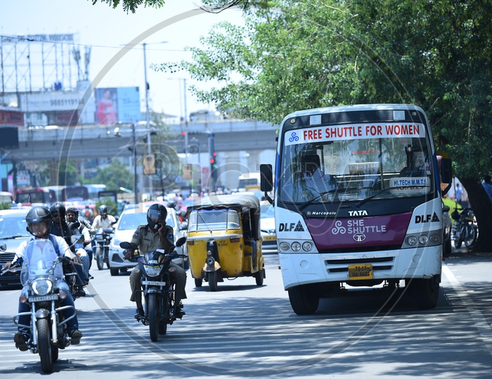 Image of She Shuttle Or Free Shuttle Buses For Woman IT Employees By ...